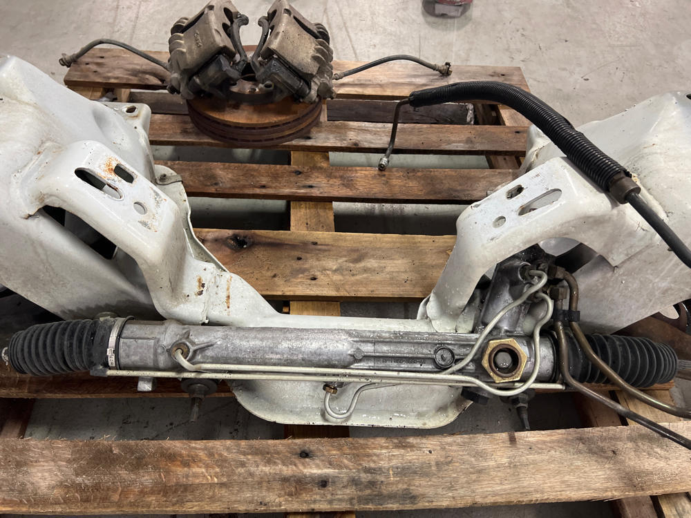 1999-04 Ford Mustang GT Front K Member Loaded Ultra White 38k Miles 15 ...