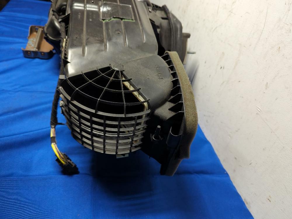 2015-17 Ford Mustang GT 5.0 Coyote HVAC Box 172 – Blu Auto Parts