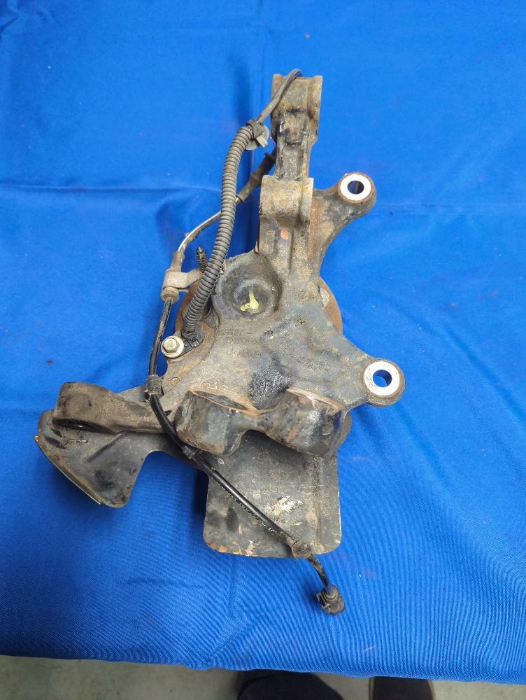 2015-17 Ford Mustang GT 5.0 Coyote Front Passenger RH Spindle 172 – Blu ...