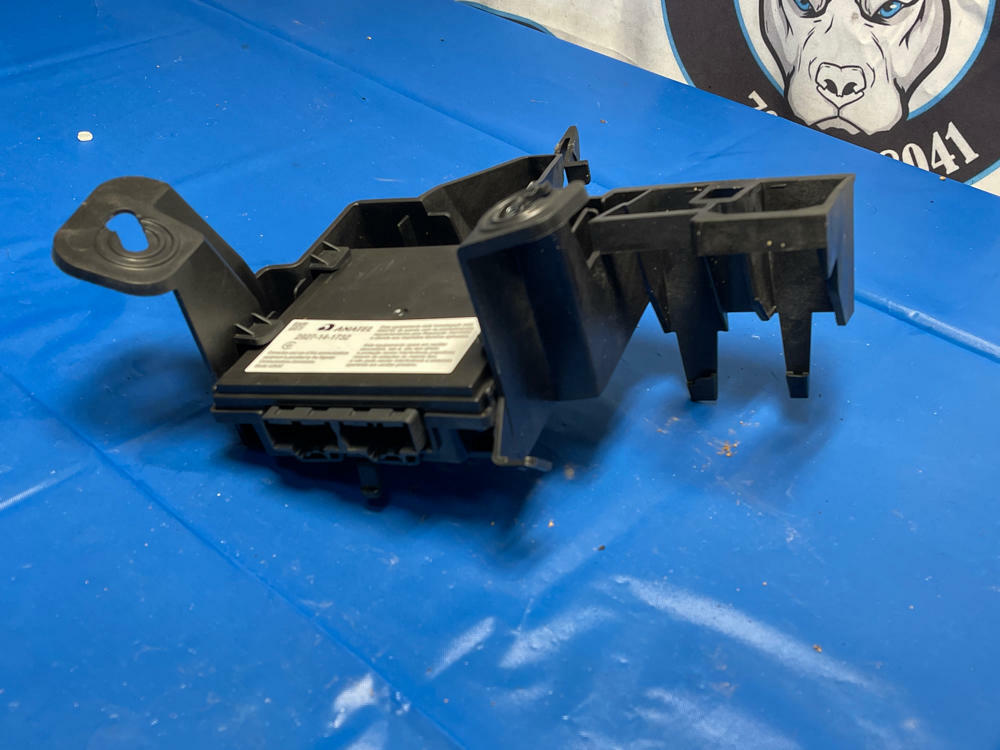 2018-23 Chevrolet Camaro ZL1 Camaro Keyless Entry Module 169 – Blu Auto ...