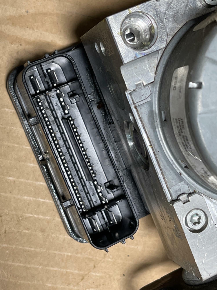 2018-23 Ford Mustang GT ABS Module 207 – Blu Auto Parts