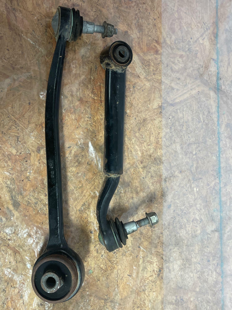 2015-17 Ford Mustang GT Passenger Front RH Control Arms Pair 211 – Blu ...