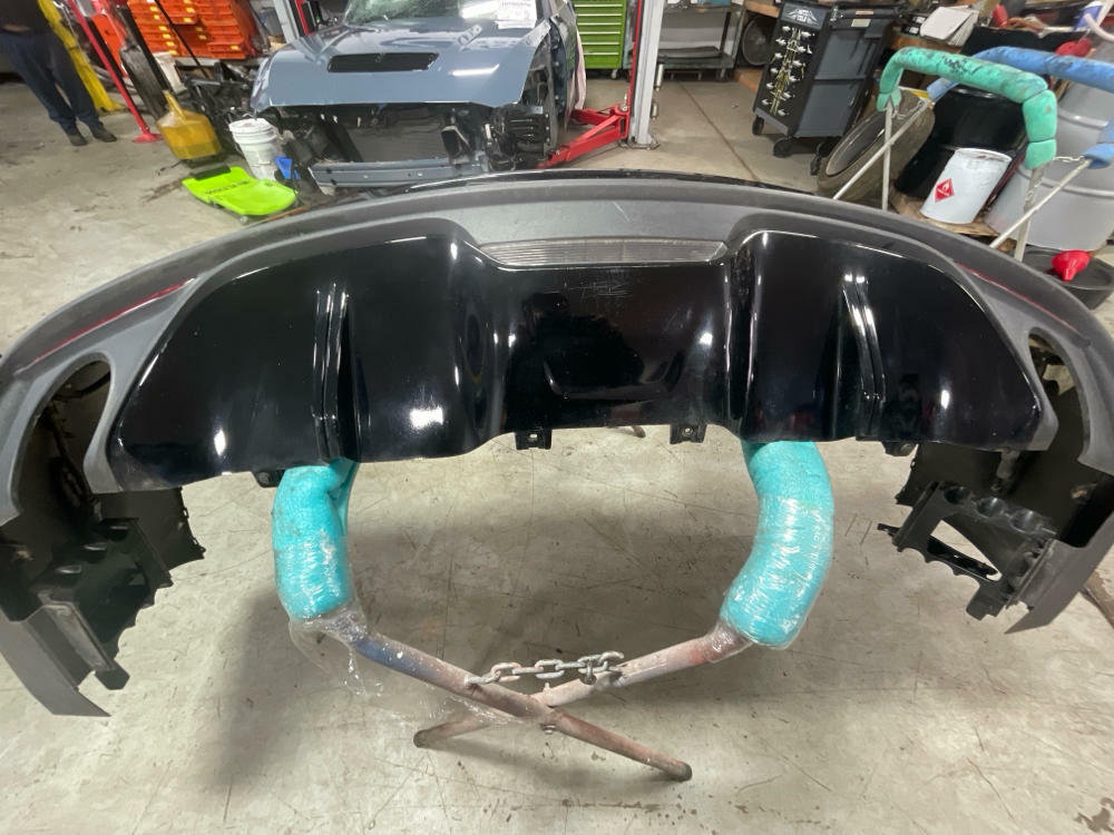 2015-17 Ford Mustang GT Rear Bumper Assembly (Code G1- Shadow Black) 2 ...