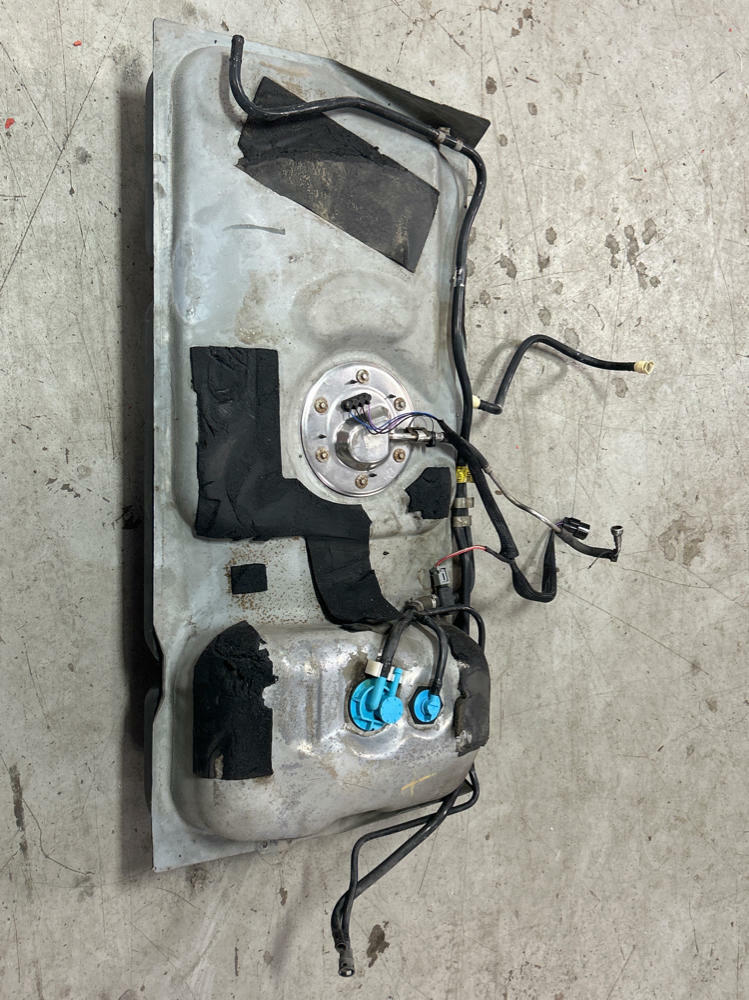 1999-04 Ford Mustang GT/Bullitt Fuel Tank Assembly 271 – Blu Auto Parts