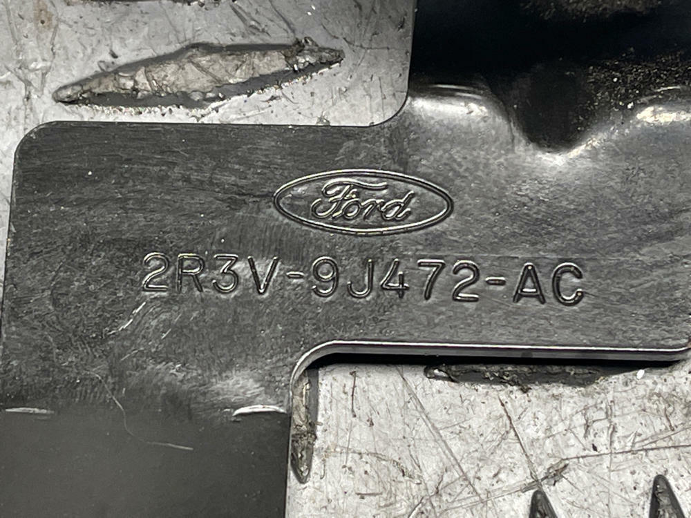 2003-04 Ford Mustang SVT Cobra OEM EGR/Vaccum Bracket & Accessories 28 ...