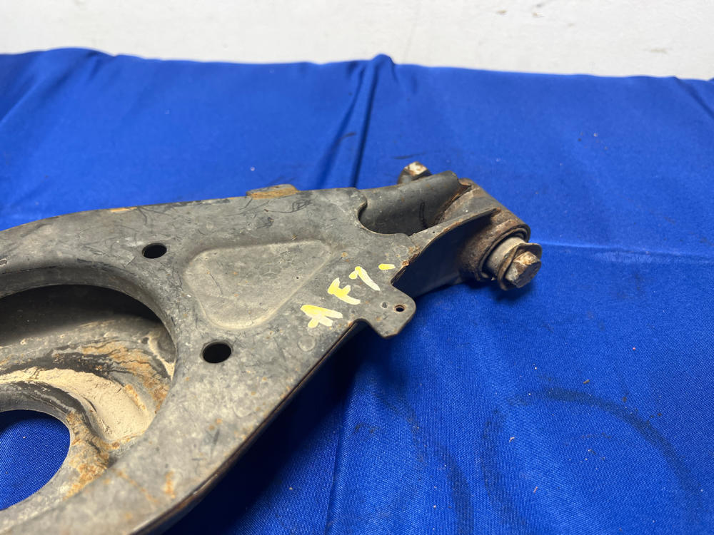 1999-02 Mercedes Benz E55 AMG Right Rear Lower Control Arm Spring Perc ...