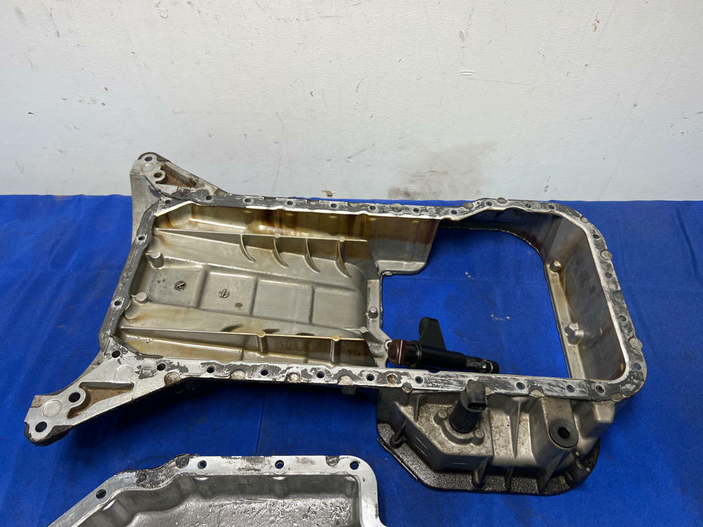 1999-02 Mercedes Benz CLK55 Upper and Lower Engine Oil Pan OEM 094 ...